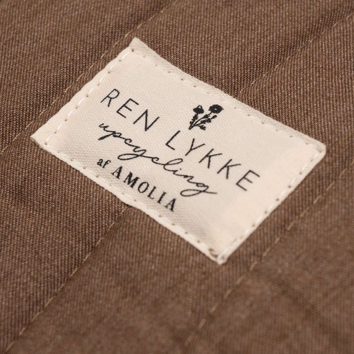 REN LYKKE x Amolia toilettasker | Se de skønne toilettasker her